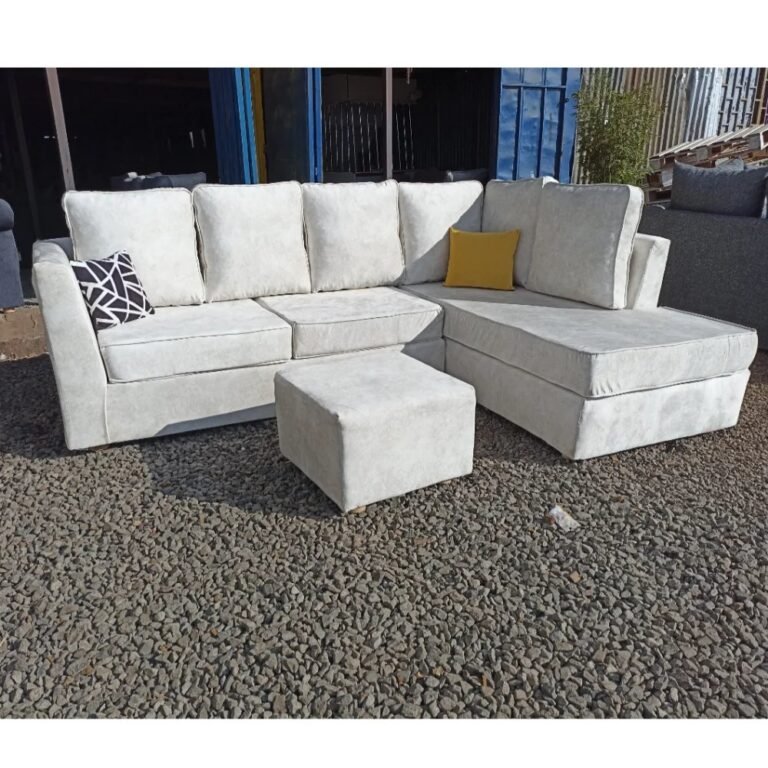 White L-shaped sofa - Liberty Furniture