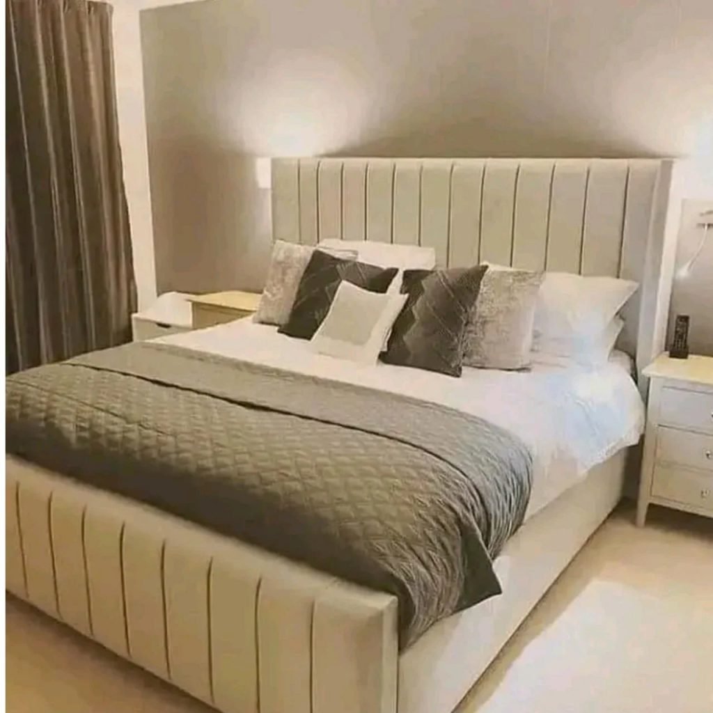 Canterbury 5 by 6 Chester Bed – Liberty Furniture