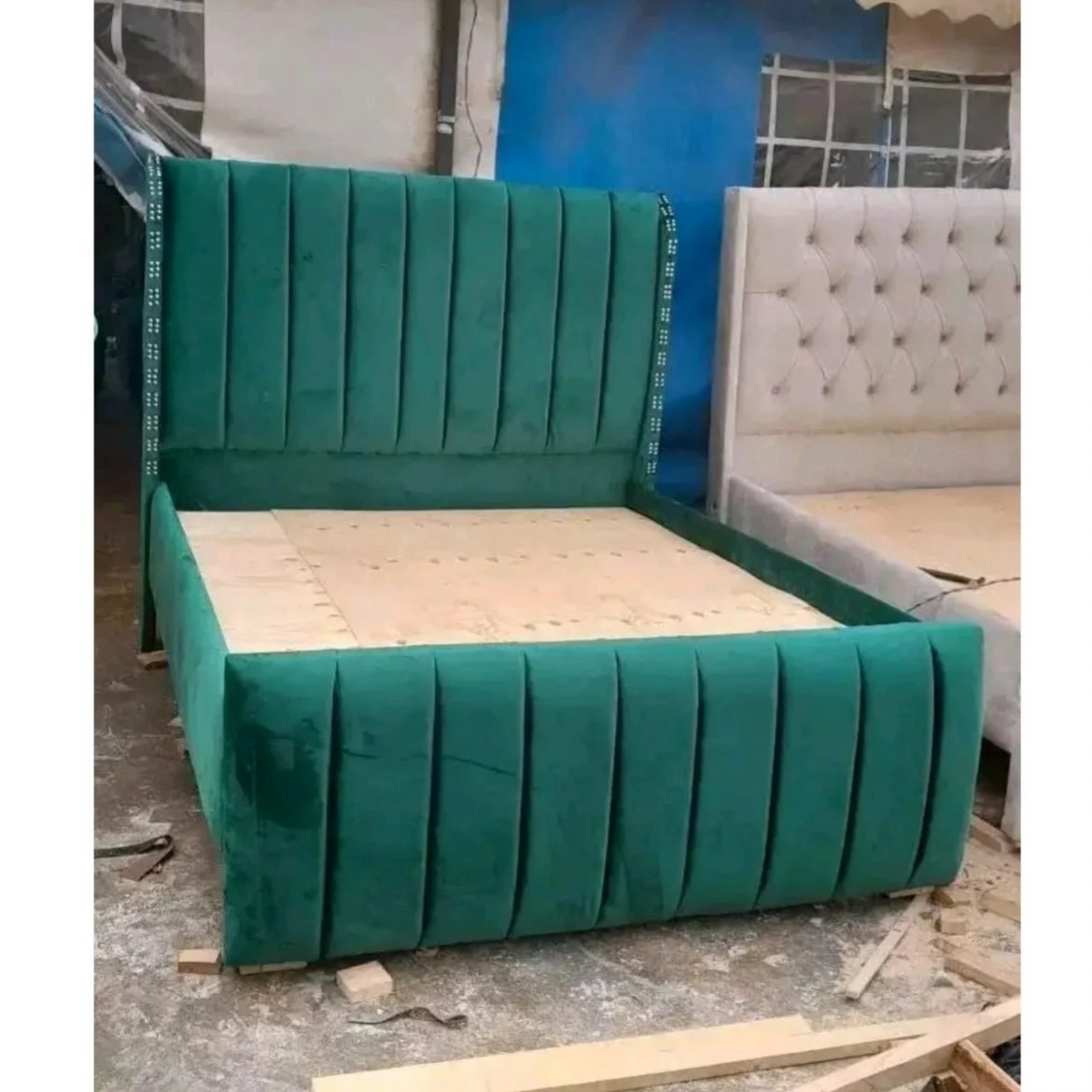 Green 5 by 6 chester bed 2 - Liberty Furniture